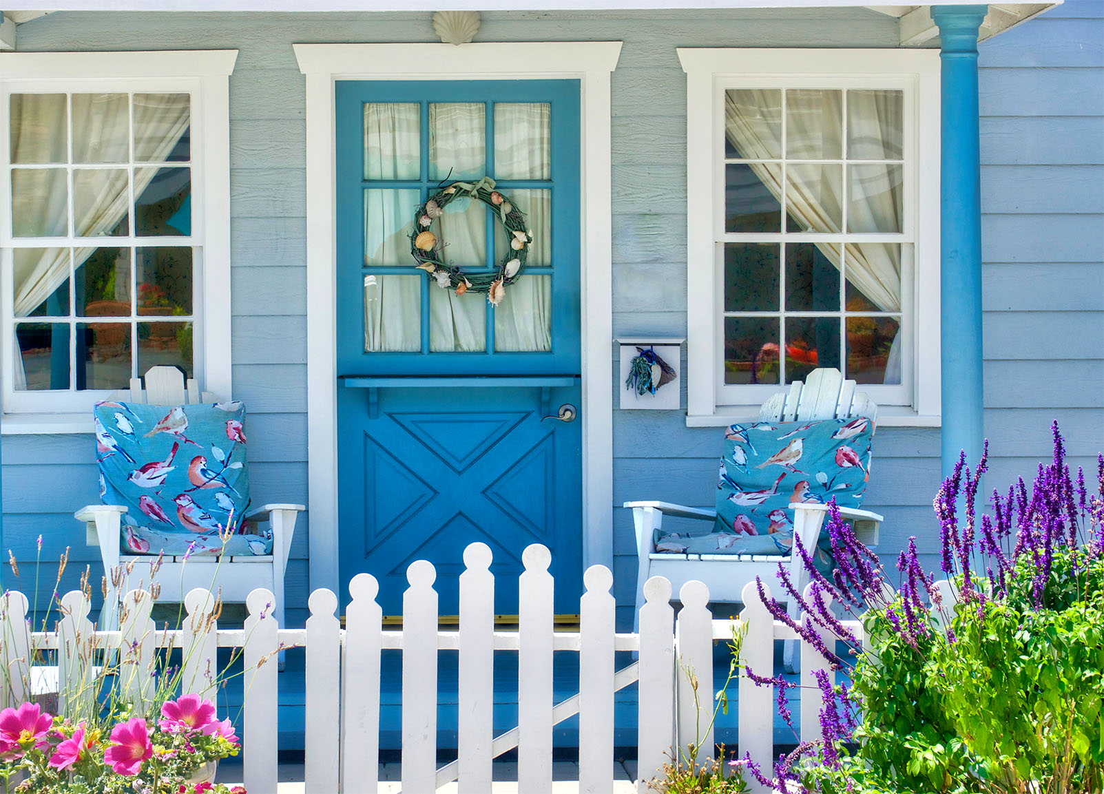 Blue Front Porch Jigsaw Puzzle