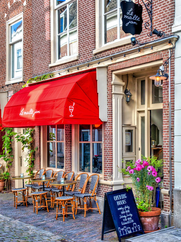 Dutch Cafe Jigsaw Puzzle