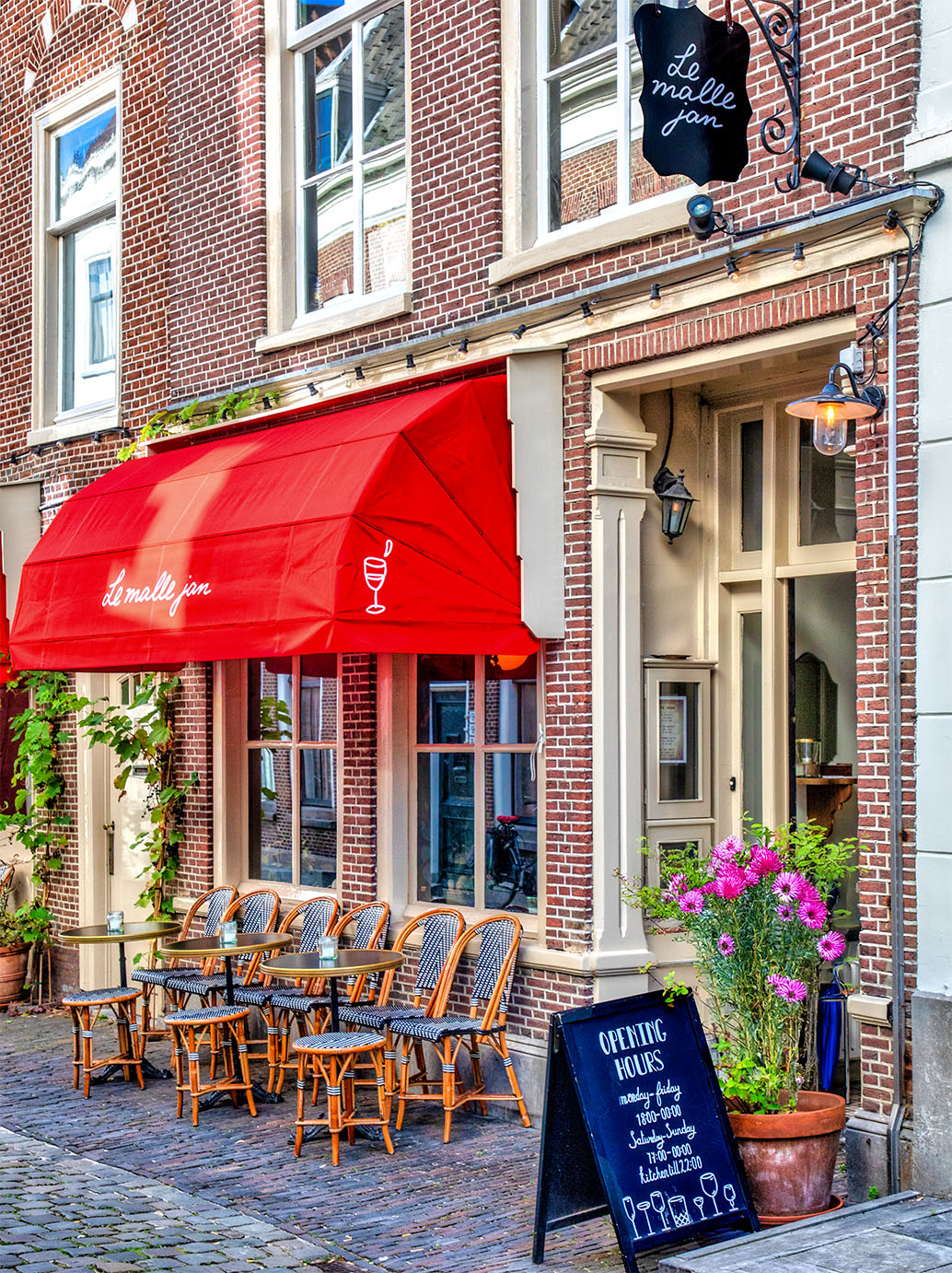 Dutch Cafe Jigsaw Puzzle