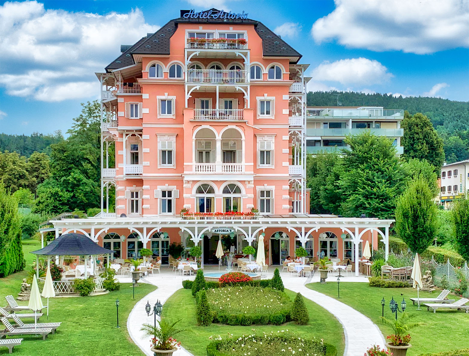 Pink Hotel Jigsaw Puzzle