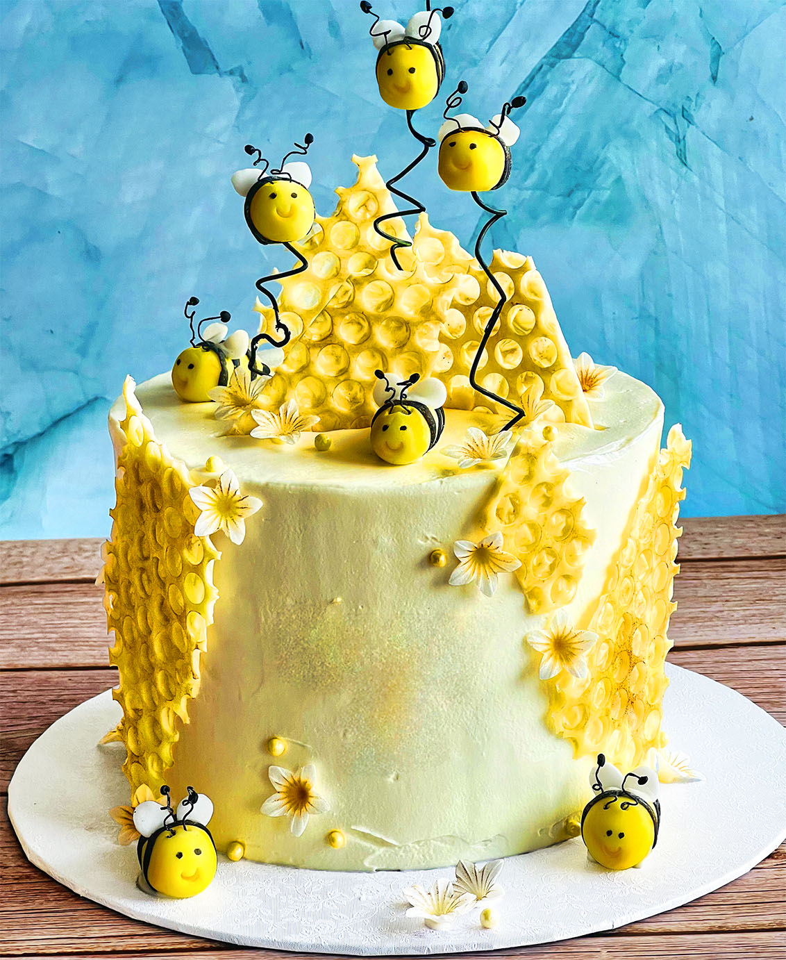 Sweet Buzz Jigsaw Puzzle