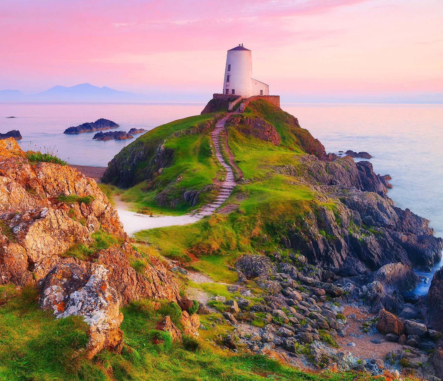 Twr Mawr Lighthouse Jigsaw Puzzle