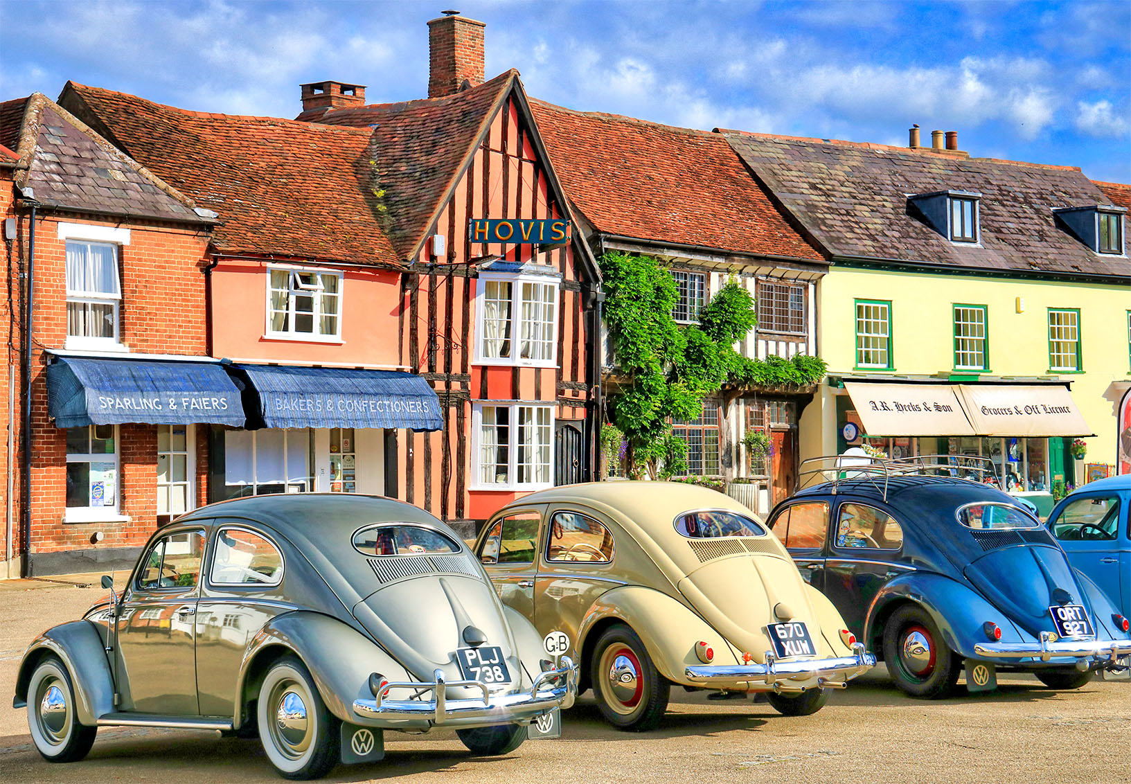 Vintage Cars in England Jigsaw Puzzle
